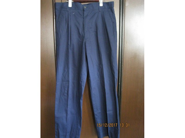 TEGET CASUCCI WORLD OF JEANS 38 PAMUK