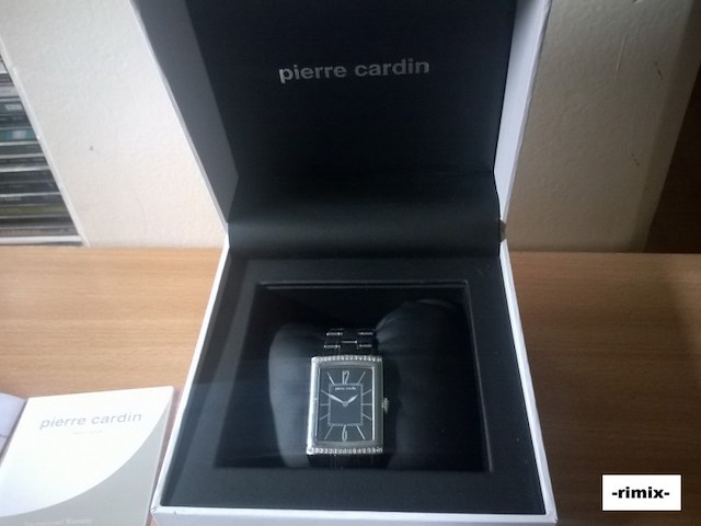 Pierre Cardin velebrite dame