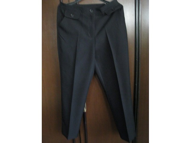 CRNE PANTALONE 40 i VEĆE