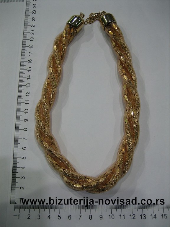 Ogrlica boje zlata