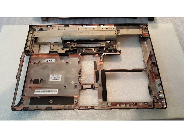 DONJA PLASTIKA KUCISTA ZA HP PROBOOK 6360B