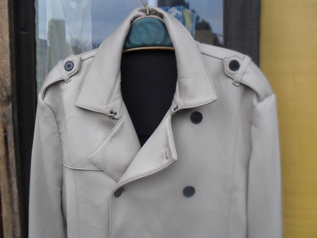 ZARA MAN TRENCH SJAJAN N O V O