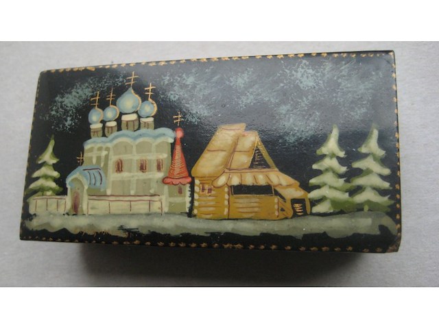 ruska oslikana drvena kutijica