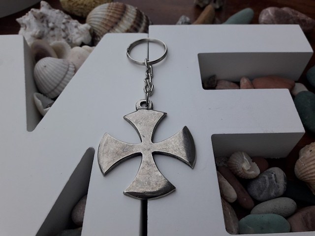 Templarski krst veliki privezak za kljuceve
