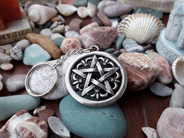 Pentagram simbol privezak za kljuceve,Petokraka zvezda