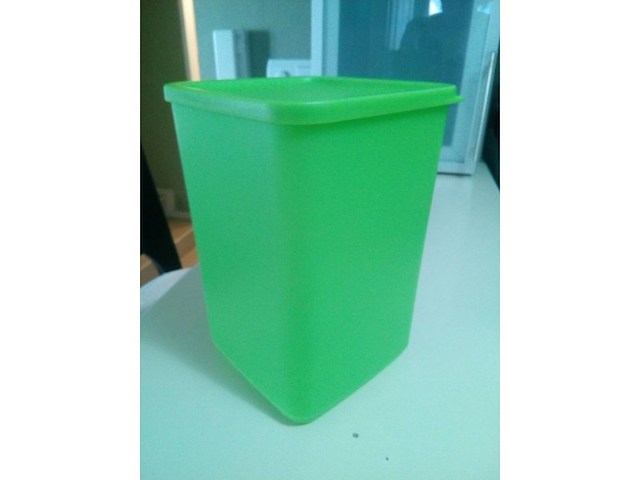 Tupperware posuda Kvadro, 2,2L