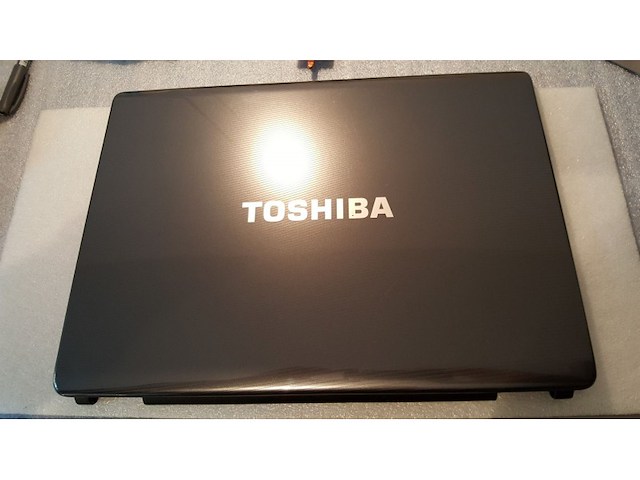 GORNJI DEO KUCISTA ZA TOSHIBA SATELLITE L300D