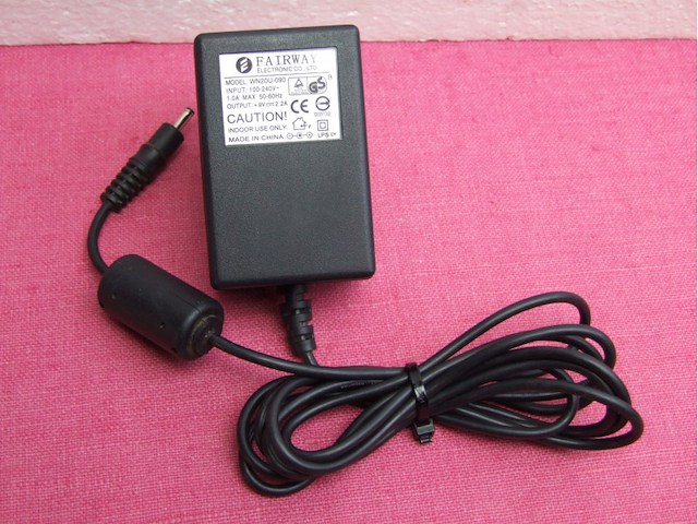 BLACK&DECKER 90545059 VD090010J 9V 100mA - Ac adapter