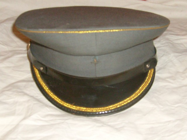 oficirska kapa