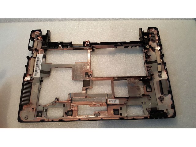 DONJA PLASTIKA KUCISTA ZA ACER ASPIRE ONE 725