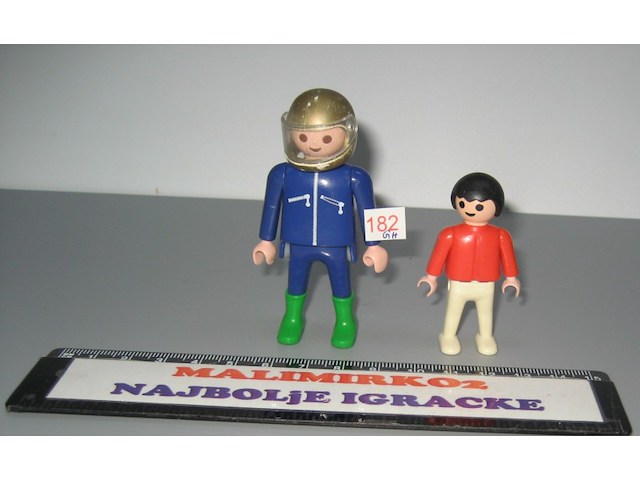Playmobil Dve figurice    /T21-182gh/