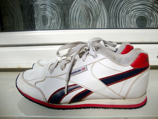 `REEBOK` CLASIC ORIGINAL PATIKE