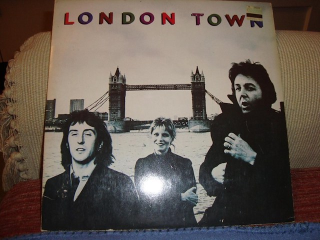 Wings  -  London Town