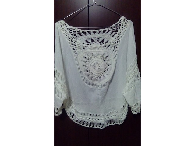 **BLUZA**