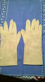 Zenske bele rukavice Vezenina,Bled,br.9,ocuvane,vi