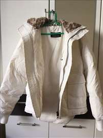 Sorbimo bela perjana jakna