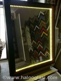 Ogledalo sa LED osvetljenjem