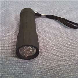 Baterijska lampa sa 9 led dioda Jaka