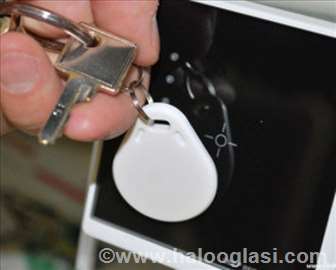 RFID Privezak za bezkontaktno otključavanje vrata