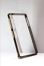 Bumper creative gold za sony z3 crna