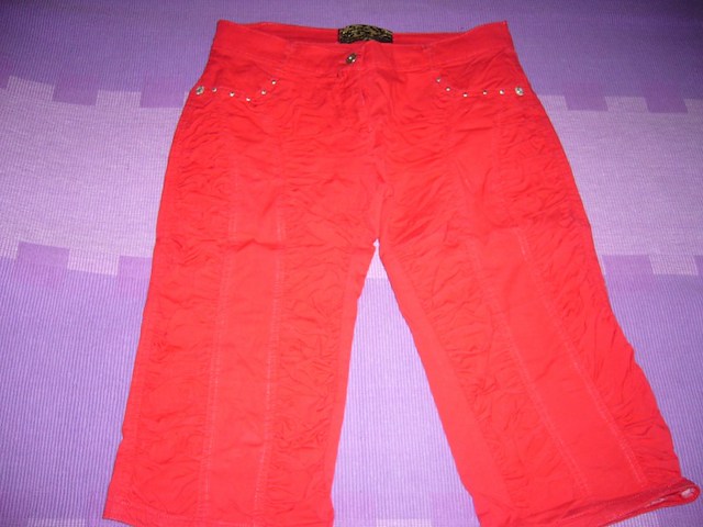 CRVENE NABRCKANE 3/4`EVAROZA` PANT.40