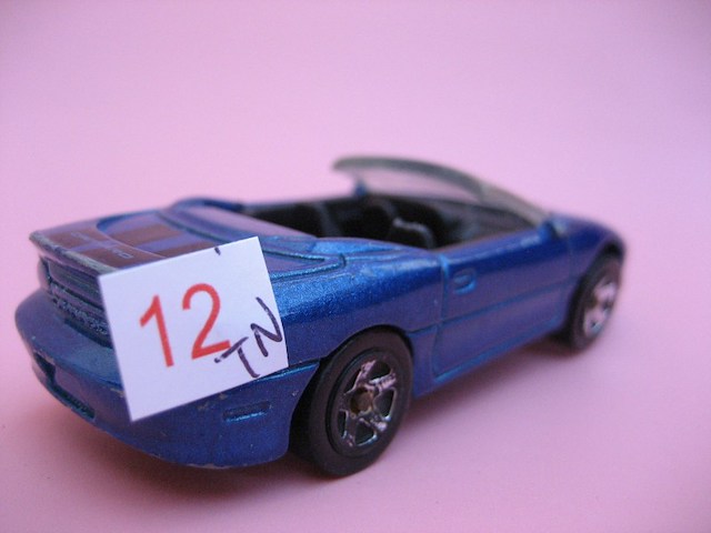 Hot Wheels Chevrolet Camaro Autic   /T24-12tn/