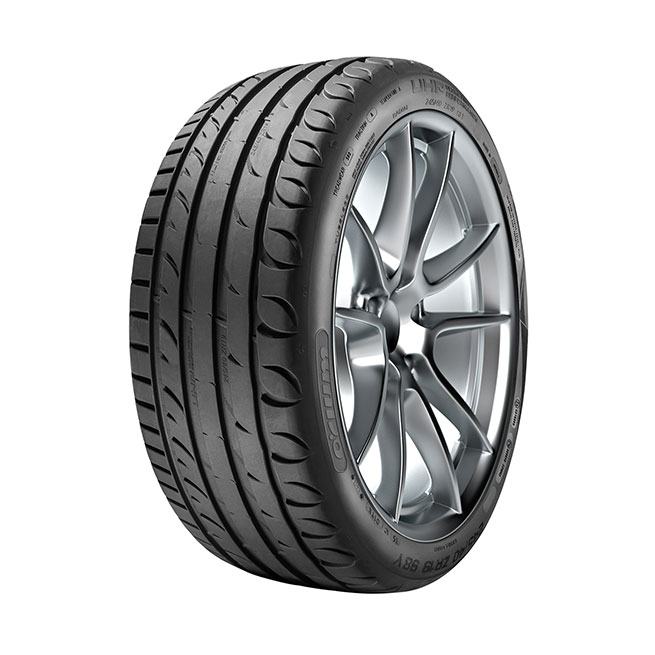 ORIUM 215/55 R17 Ultra High Performance 98W