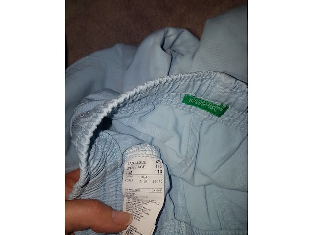 BENETTON tanke letnje pantalone 4-5