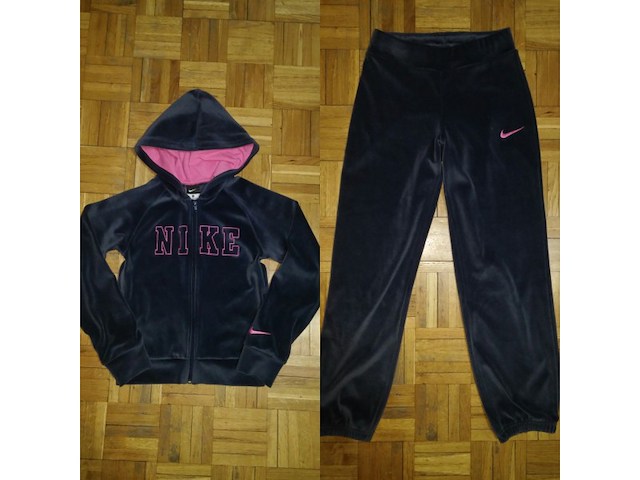 NIKE komplet trenerka 10-12yrs