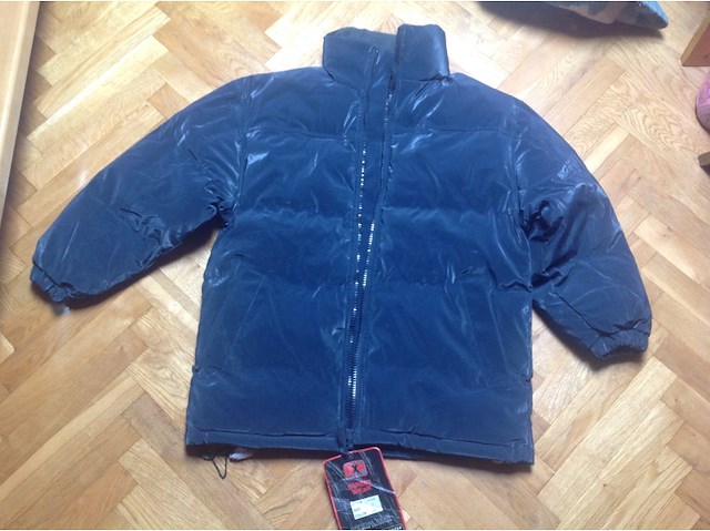 Zimska jakna NOVO sa etiketom 10-12g gumirana