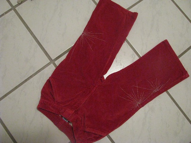 Old Navy crvene plišane pantalone 2g