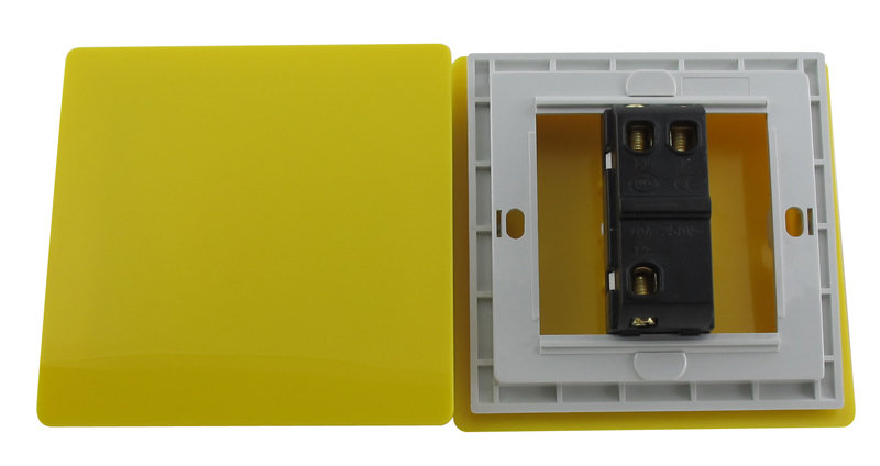 Zidni prekidač ART F serije, jednopolni, klasični i/ili naizmenični 250V - 10А, žuta Pantone paleta boja, model ARTF2