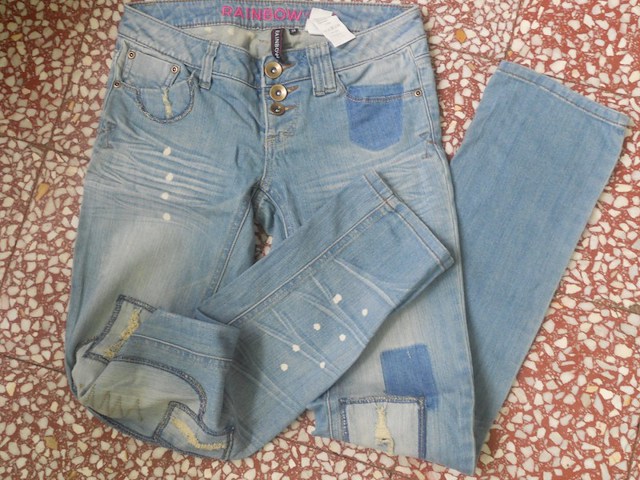 Rainbow jeans farmerke fazonirane sa zakrpama