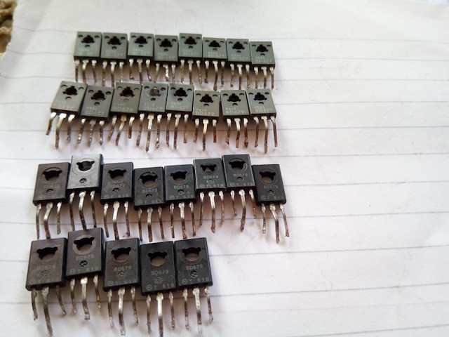 Tranzistori BD679
