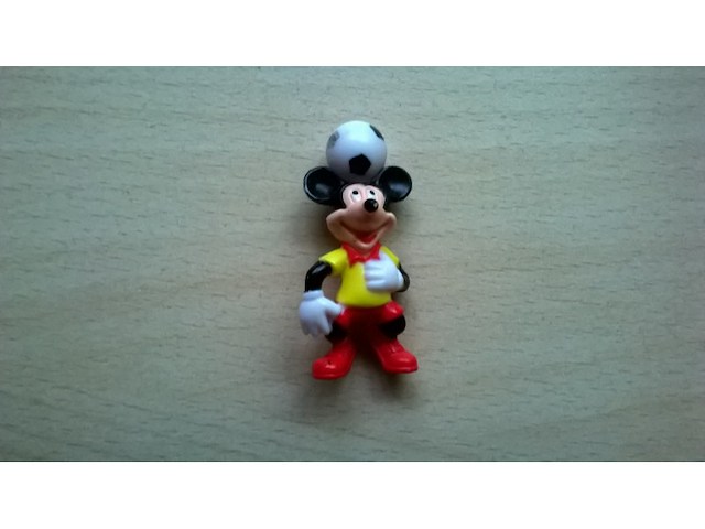 MICKEY MOUSE SOCCER PLAYER