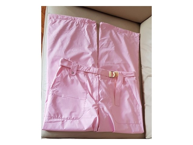 Escada nove pantalone, original