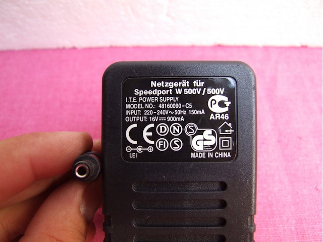 I.T.E adapter 16V 900 mA ORIGINAL + GARANCIJA!