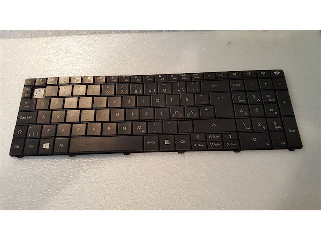 242 Neispravna tastatura za Delove PACKARD BELL