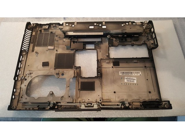 DONJA PLASTIKA KUCISTA ZA HP ELITEBOOK 8440P