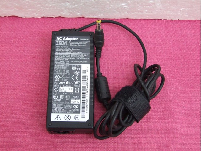 IBM adapter 16V 4.5A ORIGINAL + GARANCIJA!