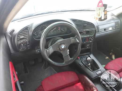 BMW 318i