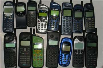 Stari kolekcionarski (retro) mobilni telefoni