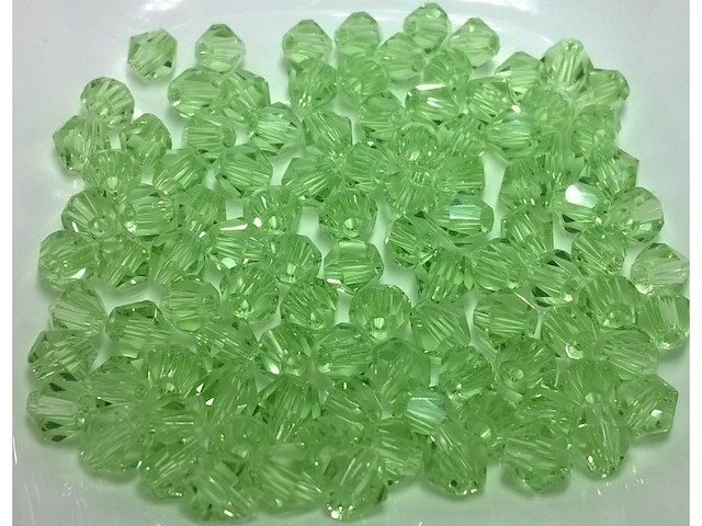 (A213) Kristali Bicone Svetlo Zelena 4mm
