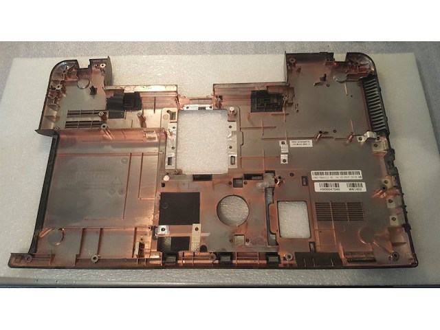 DONJA PLASTIKA KUCISTA ZA TOshiba Satellite C55D-A