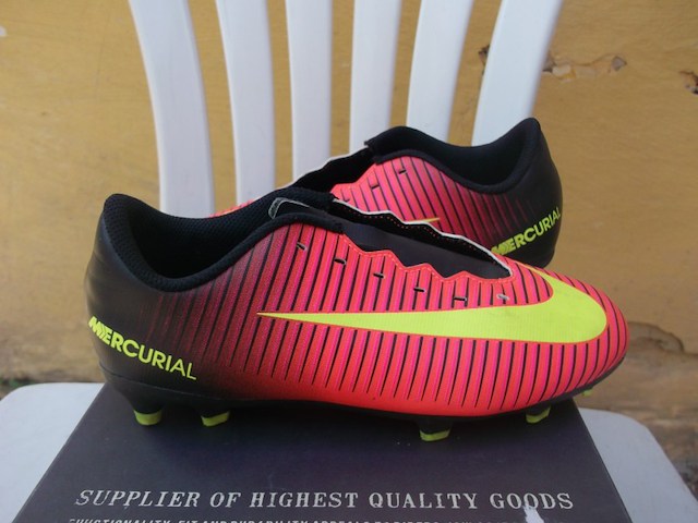 NIKE MERCURIAL VIETNAM KAO NOVE