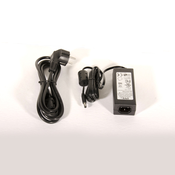 AC/DC High power adapter 24V – 2.5A / 60W sa kablom, ulazni napon 100-240V AC / 50-60Hz, DC(m) konektor 2.1 x 5.5mm, CE & RoHS