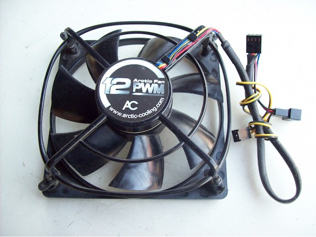 Artic-cooling 12 PWM  za kuciste 12 cm - 4 pina + 2 pin