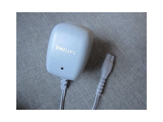 PHILIPS  - strujni adapter-punjač za Norelco mašinice