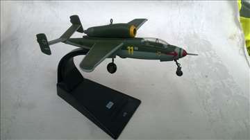 Amercom Heinkel He 162 Volksjager 1:72, postolje