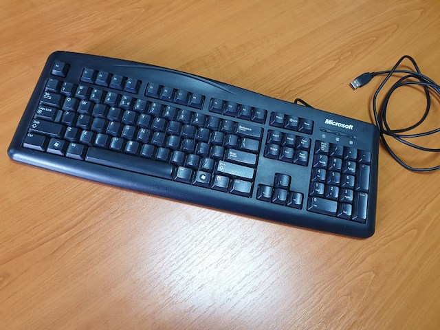 Tastatura Microsoft ispravna